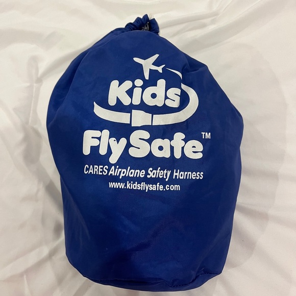 cares | Other | Cares Kids Fly Safe Airplane Safety Harness Child ...